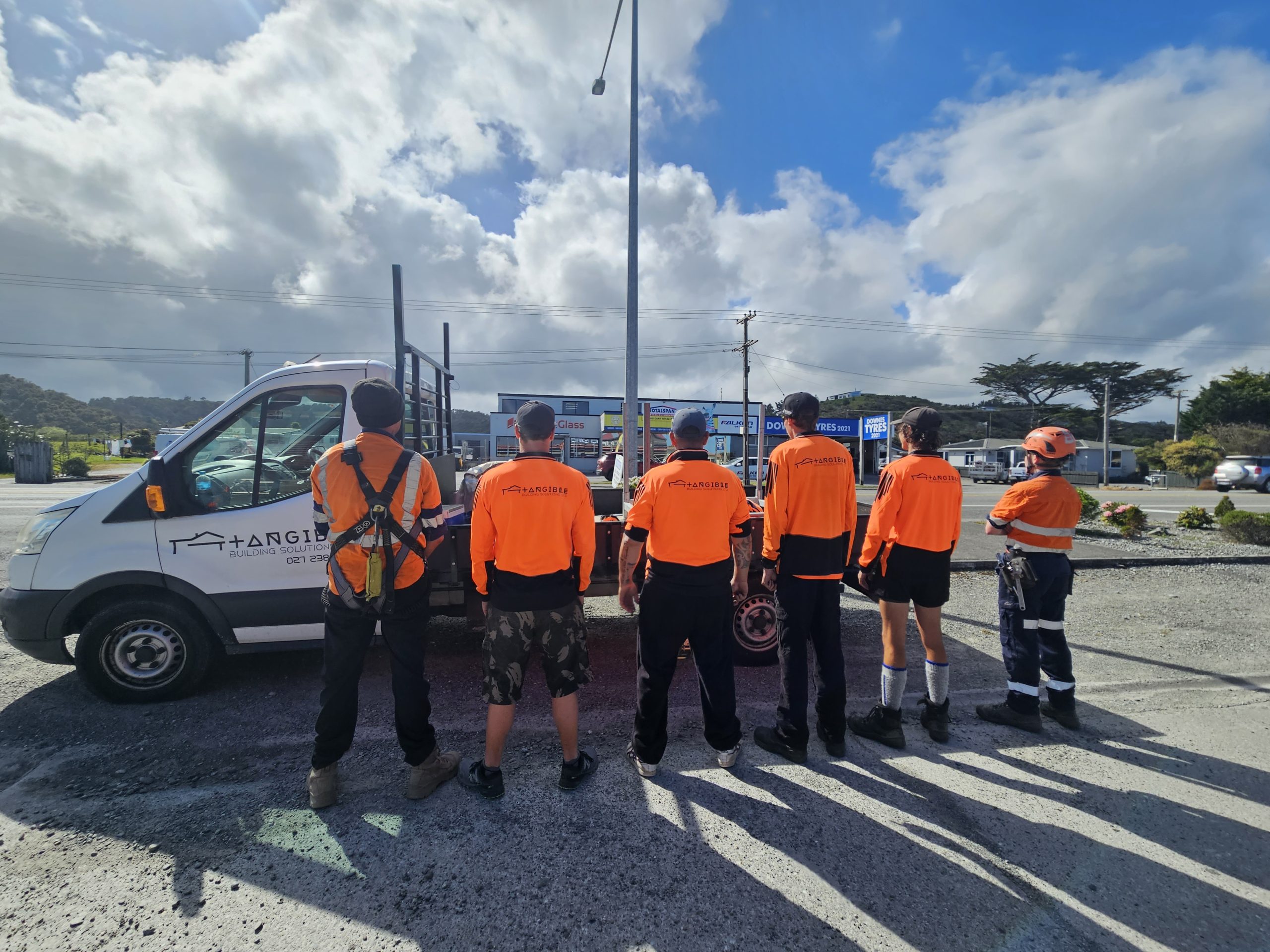 About Us - Qualified Roofers, Scaffolders & Carpenters